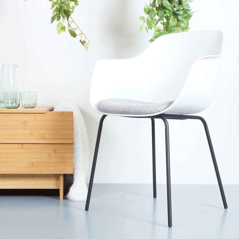 Nolon Eetkamerstoel Nora-Liz wit - zwart onderstel - met armleuningen ...